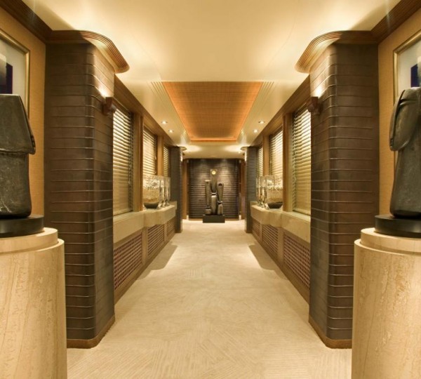 Yacht ECSTASEA, Feadship | CHARTERWORLD Luxury Superyacht Charters